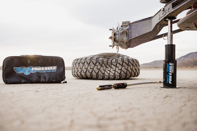 UTV Jack Buyer's Guide - UTV Off-Road Magazine