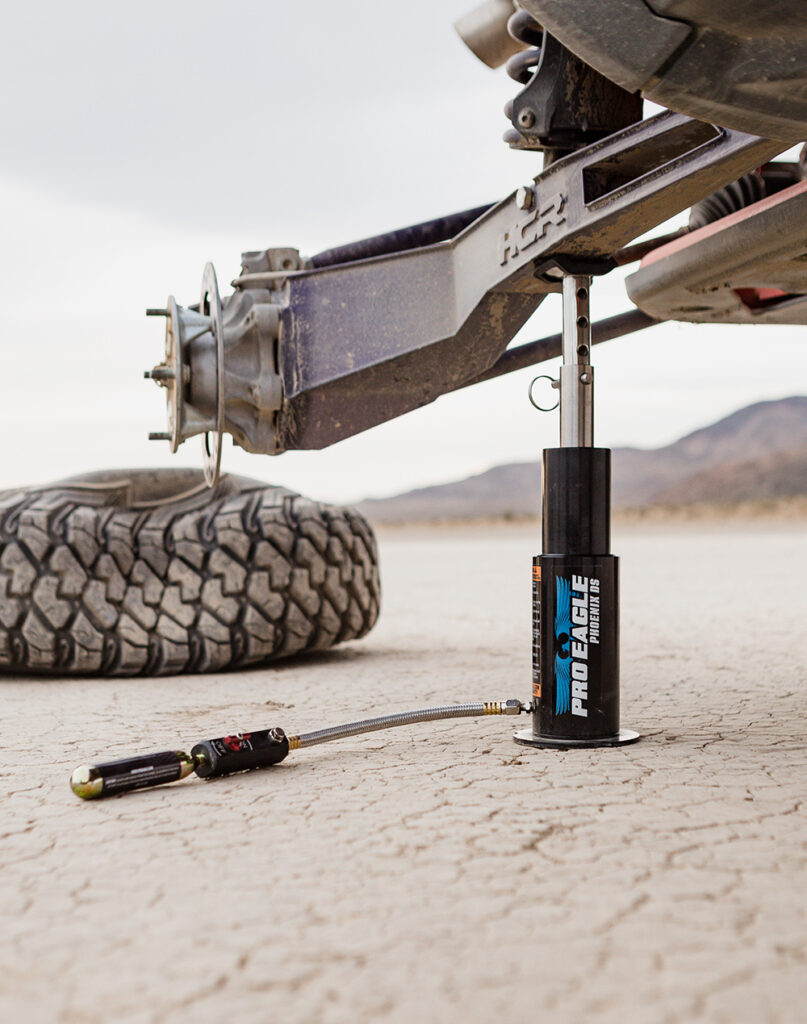 UTV Jack Buyer's Guide - UTV Off-Road Magazine